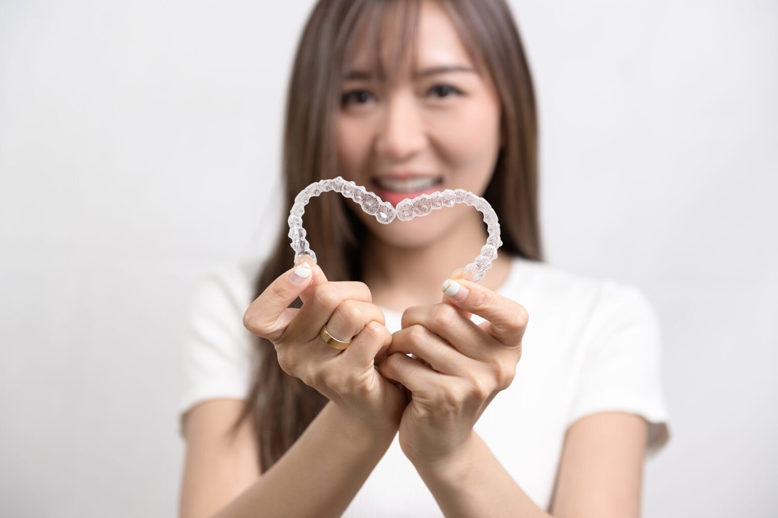Demystifying Retainers After Invisalign Treatment: Types, Benefits, and ...